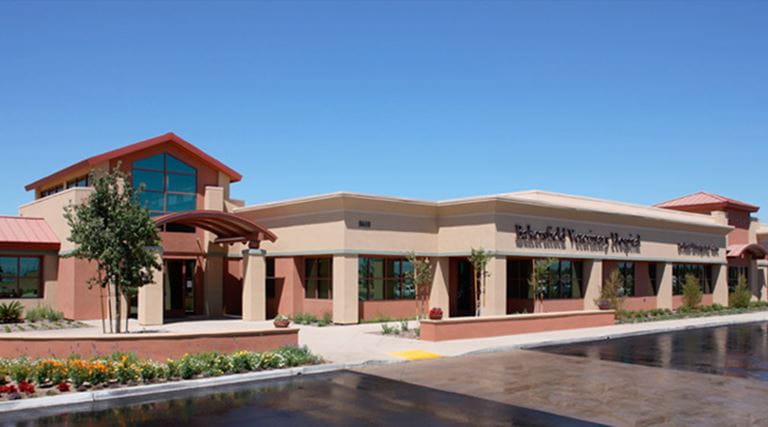 Veterinarians in Bakersfield, CA | VCA Bakersfield Animal Hospital